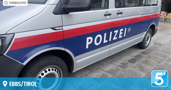 Unfall in Ebbs: 14-Jährige wird von Auto erfasst – Fahrer flüchtet